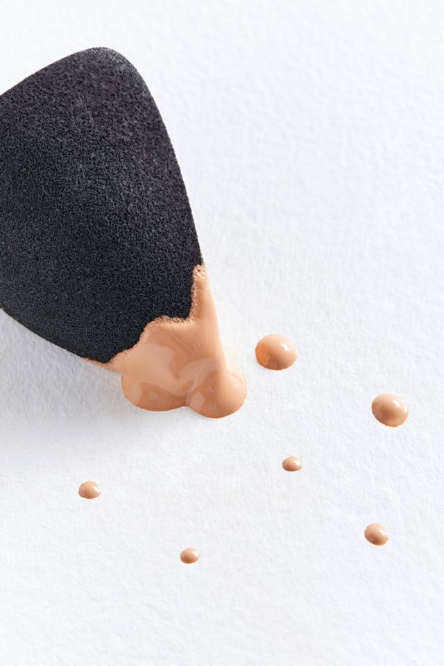 Sigma Beauty 3DHD Blender | Urban Outfitters