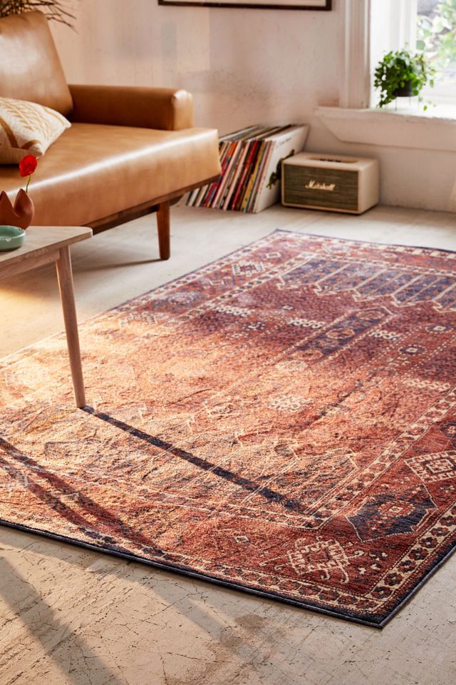Ruby Tufted Rug | Urban Outfitters