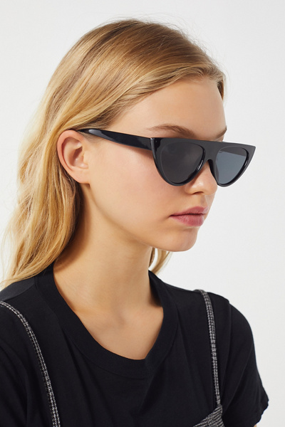 Total Eclipse Shield Sunglasses | Urban Outfitters