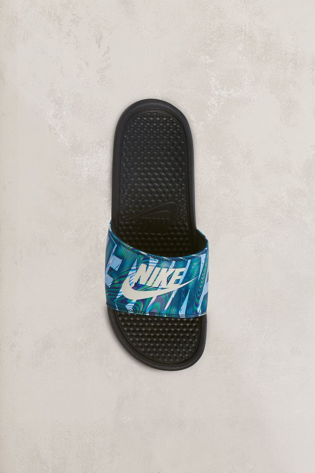 Nike Benassi Printed Slide Sandal | Urban Outfitters