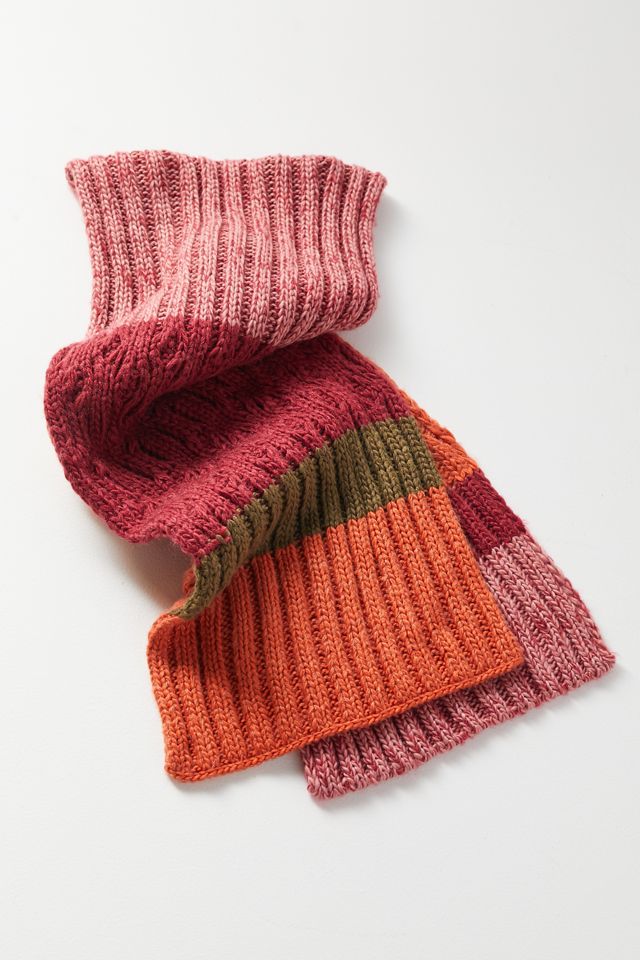 Colorblock Cable Knit Scarf | Urban Outfitters