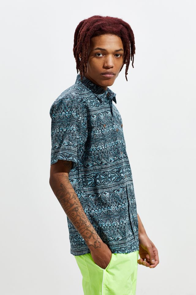 Patagonia Backstep Short Sleeve Button-Down Shirt | Urban Outfitters