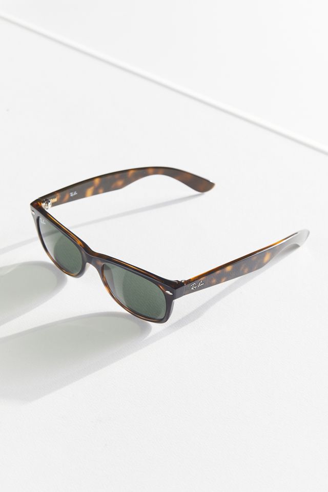 Ray-Ban Original Classic Wayfarer Sunglasses | Urban Outfitters