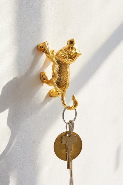 Majestic Lion Hook | Urban Outfitters Canada