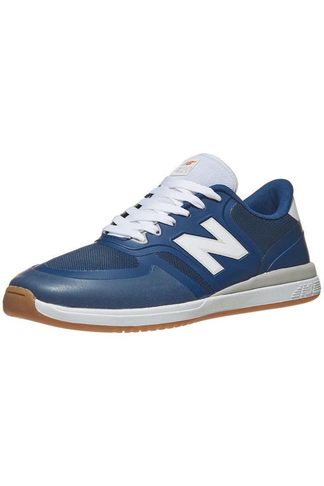New Balance 420 Shoes | Urban Outfitters