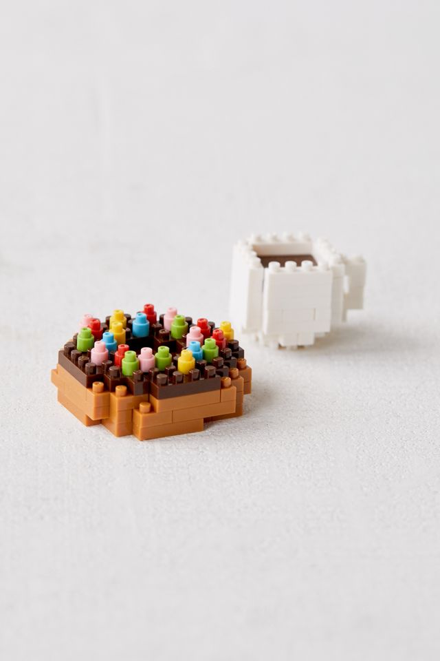 Nano Block Donut + Coffee Building Block | Urban Outfitters