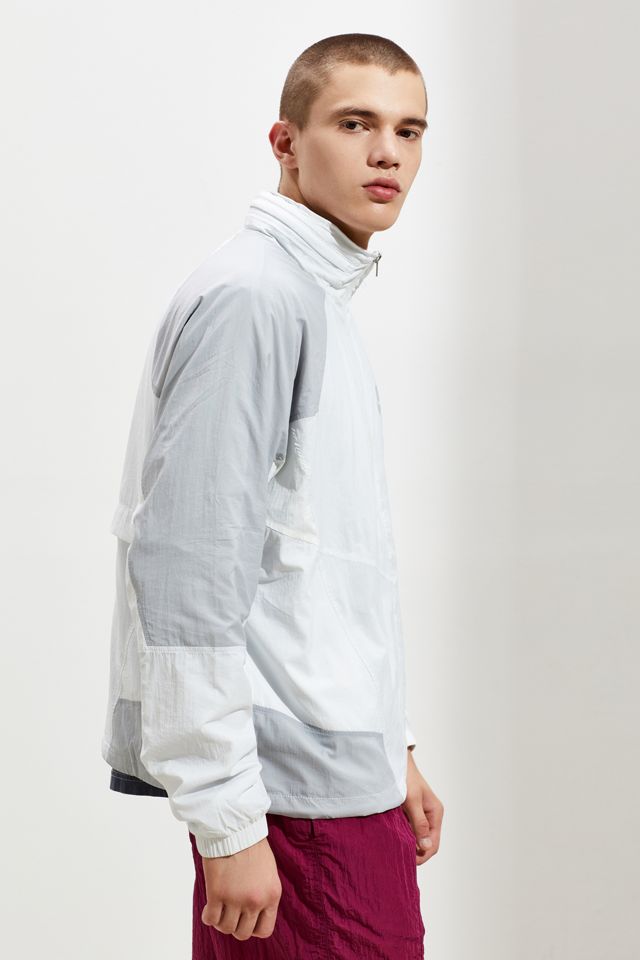 Nike Reissue Woven Hooded Jacket | Urban Outfitters