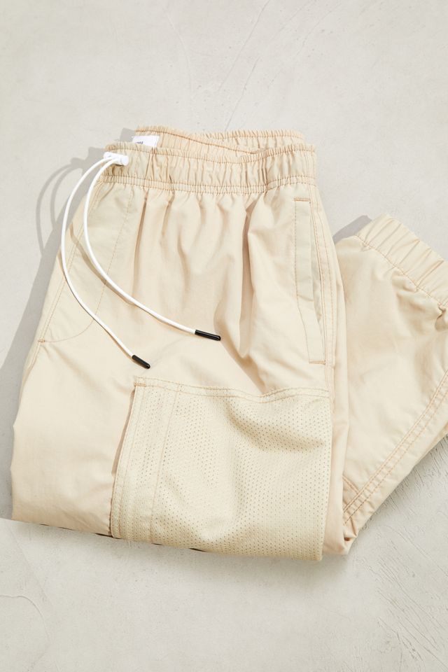 UO Utility Mesh Cargo Nylon Wind Pant | Urban Outfitters Canada