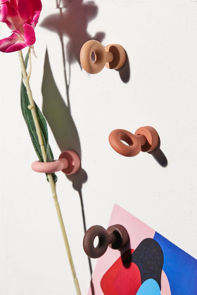 Loop Magnet - Set Of 4 | Urban Outfitters Canada
