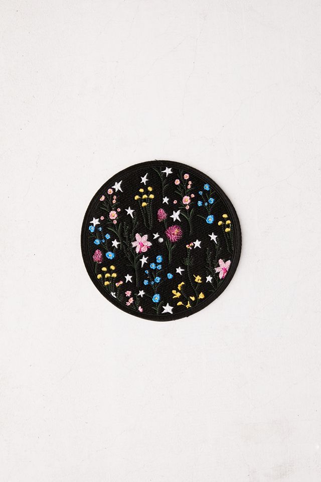 Zero Gravity UO Exclusive Floral Vinyl Dust Mat | Urban Outfitters