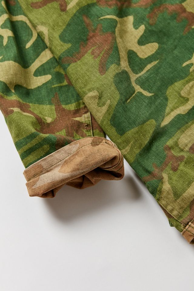 Vintage Camo Oversized Jacket | Urban Outfitters Canada
