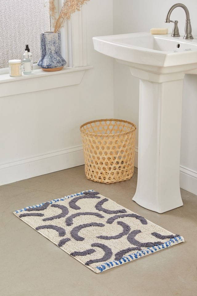 Modern Lines Textured Bath Mat | Urban Outfitters