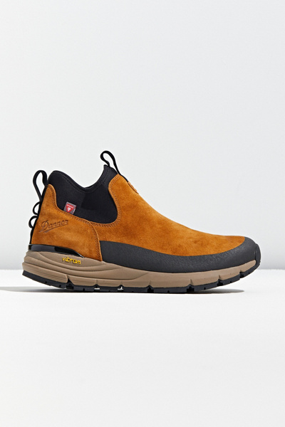 Danner Arctic 600 Chelsea Boot | Urban Outfitters