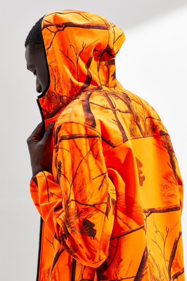 Realtree Camo Hooded Jacket | Urban Outfitters