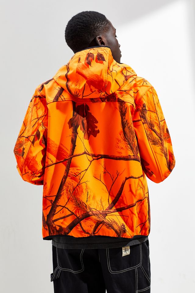 Realtree Camo Hooded Jacket | Urban Outfitters