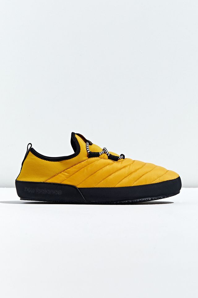 New Balance Caravan Moccasin | Urban Outfitters