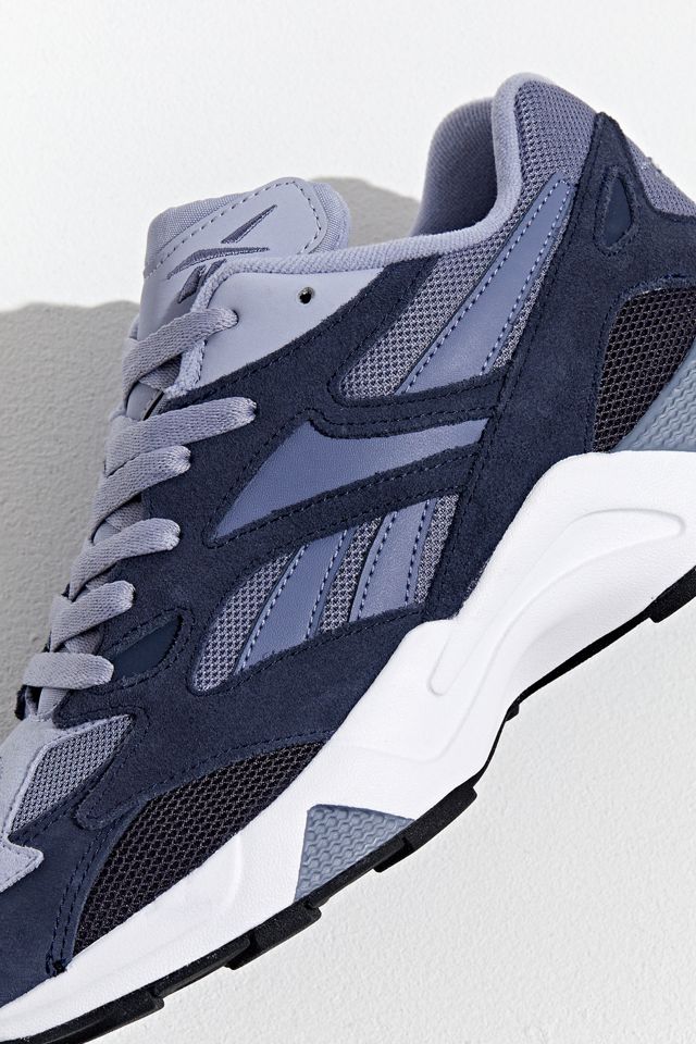 Reebok Aztrek 36 Sneaker | Urban Outfitters