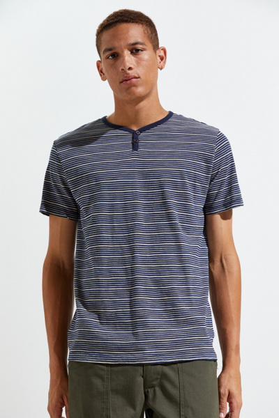Katin Everett Short Sleeve Henley Tee | Urban Outfitters Canada