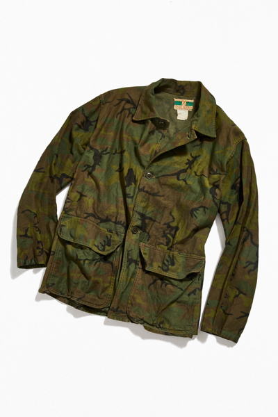 Vintage Woodland Camo Field Jacket | Urban Outfitters
