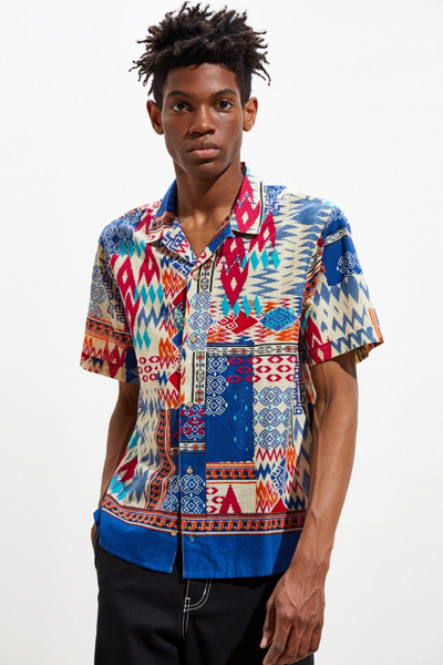 Raga Man Abstract Pattern Short Sleeve Button-Down Shirt | Urban Outfitters
