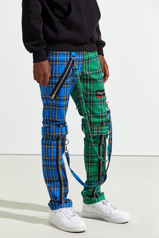 Tripp NYC Split Leg Zip Chain Pant | Urban Outfitters