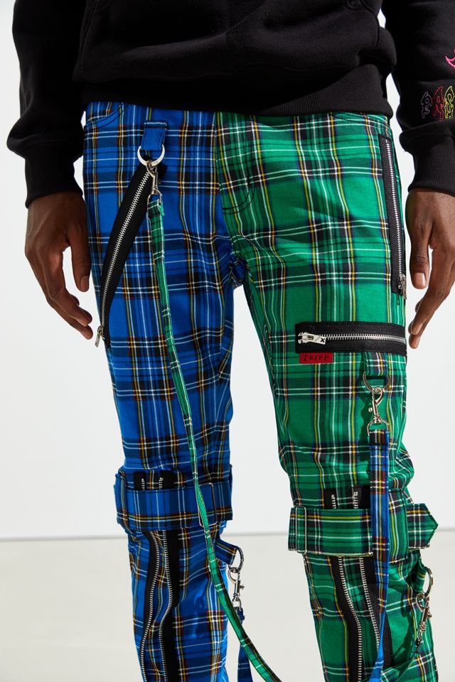 Tripp NYC Split Leg Zip Chain Pant | Urban Outfitters