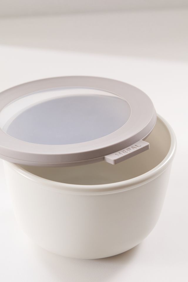 Mepal Cirqula 34 oz Food Storage Container | Urban Outfitters Canada