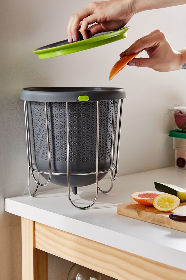 Silicone Compost Bin | Urban Outfitters Canada