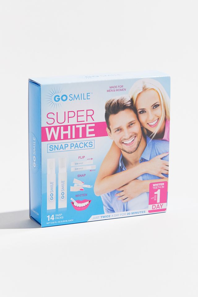GO SMILE Super White Snap Packs | Urban Outfitters