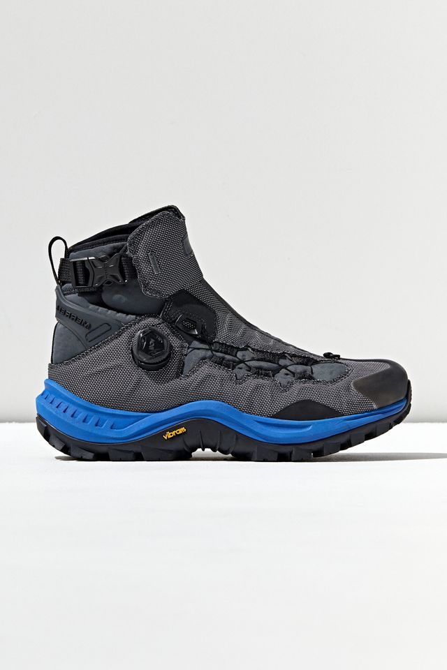 Merrell Thermo Rogue 2 Boa Mid Boot | Urban Outfitters