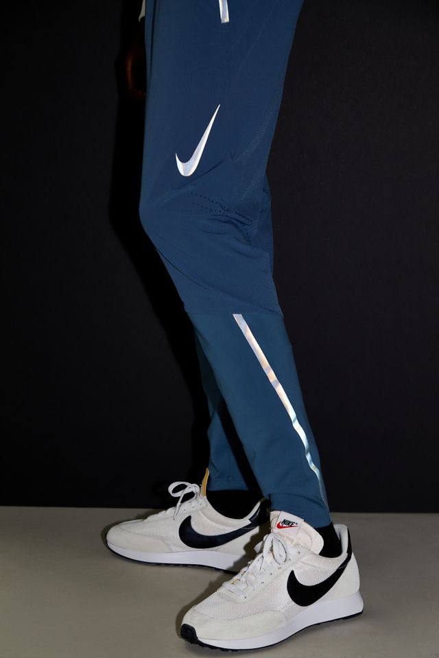 Nike Swift Reflective Track Pant | Urban Outfitters