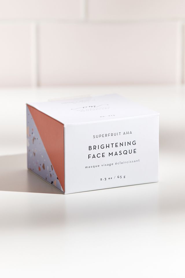 Om Organics Superfruit AHA Brightening Face Mask | Urban Outfitters