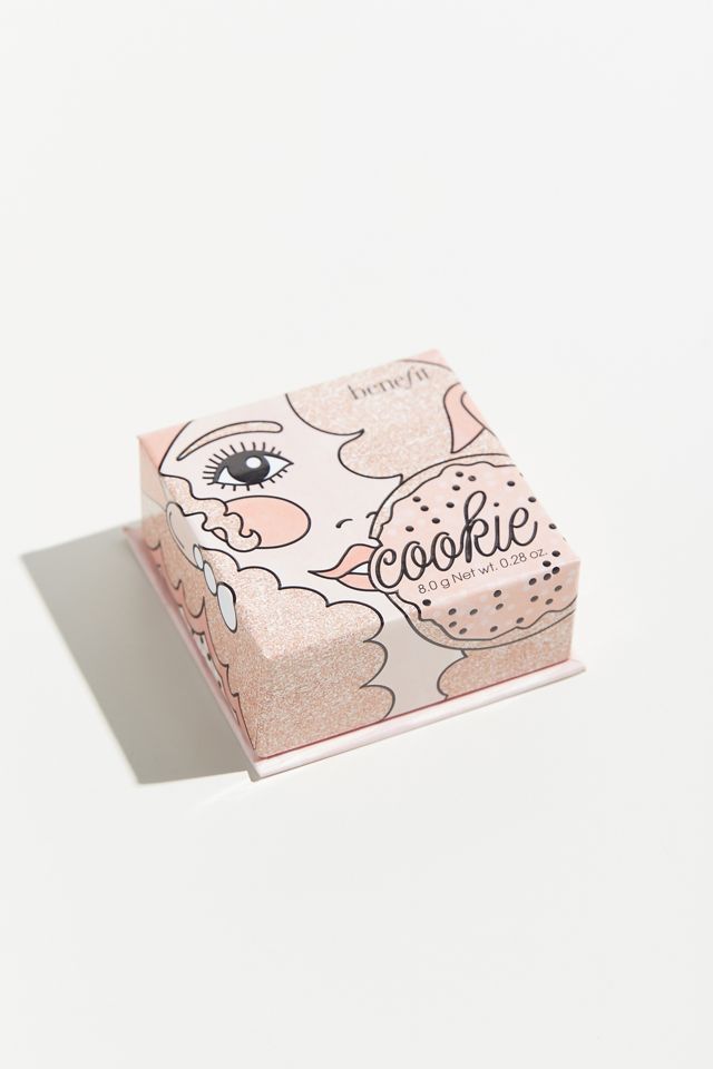 Benefit Cosmetics Fine Powder Highlighter | Urban Outfitters