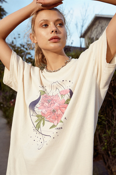 Cosmic Flowers Tee | Urban Outfitters