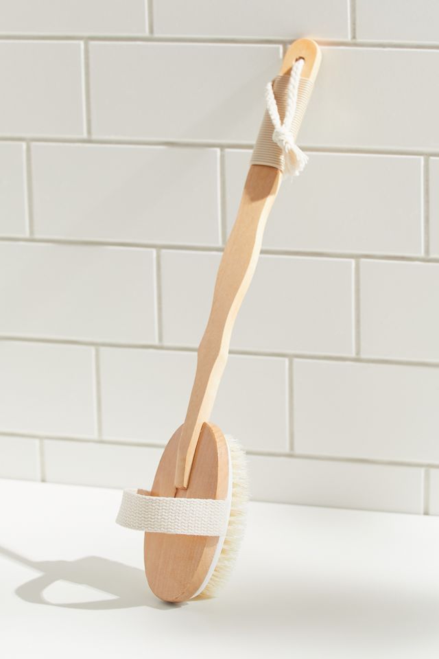 Upper Canada Bathtopia Wooden Back Brush | Urban Outfitters Canada