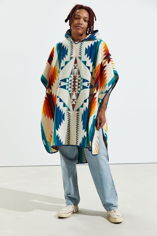 Pendleton Jacquard Hooded Poncho | Urban Outfitters