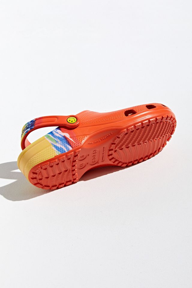 Crocs X Chinatown Market UO Exclusive Tie-Dye Smiley Clog | Urban ...