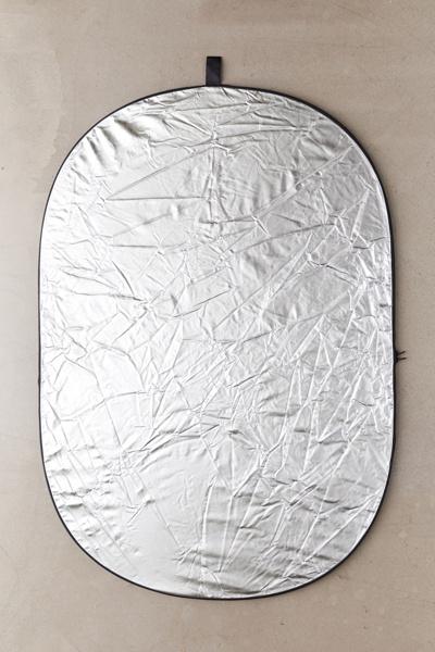 Fotodiox 5-In-1 Collapsible Disc Reflector | Urban Outfitters Canada