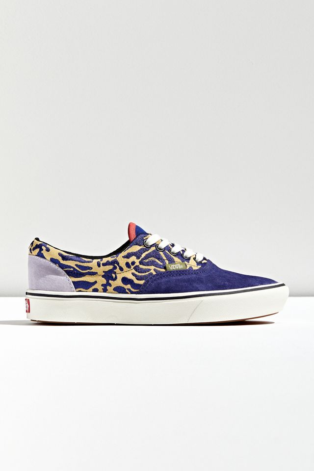 Vans Era ComfyCush Bugs Sneaker | Urban Outfitters