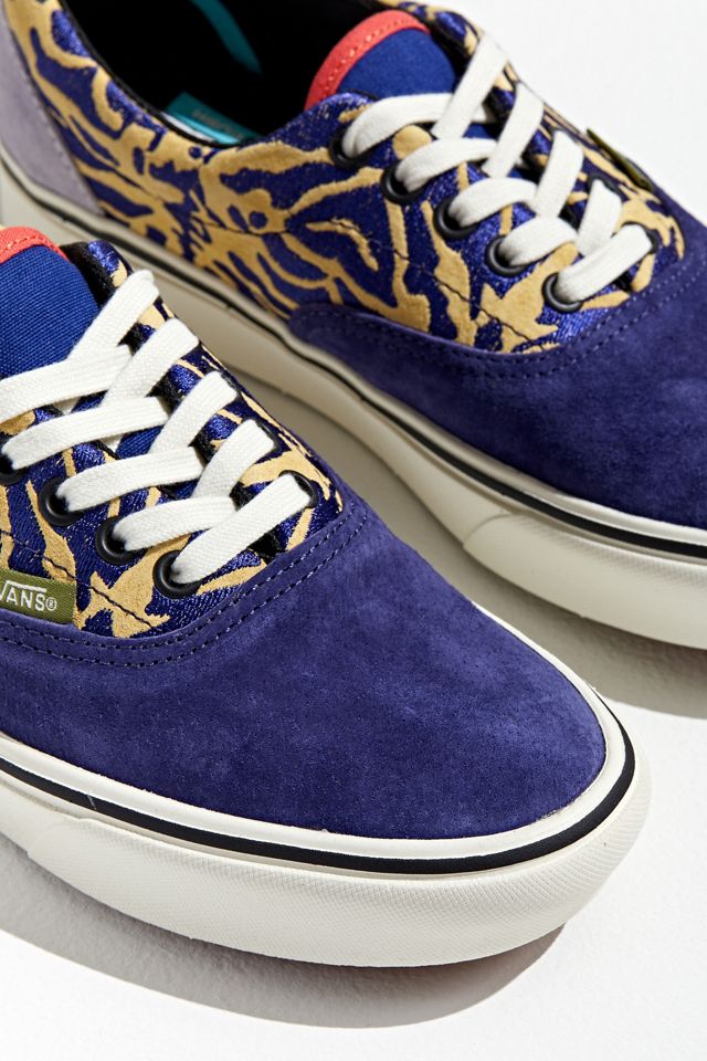 Vans Era ComfyCush Bugs Sneaker | Urban Outfitters
