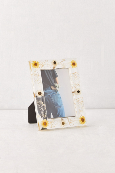Pressed Floral 4x6 Picture Frame | Urban Outfitters