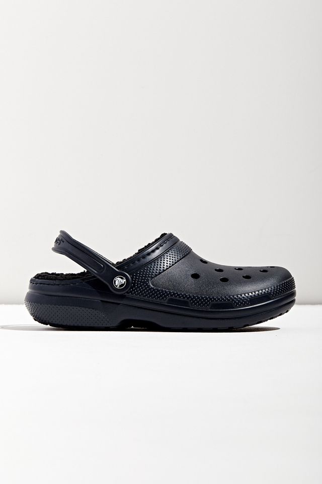 Crocs Fleece Lined Classic Clog | Urban Outfitters