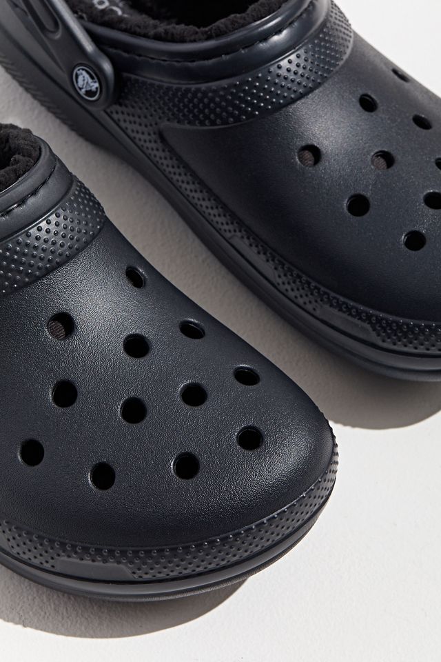 Crocs Fleece Lined Classic Clog | Urban Outfitters