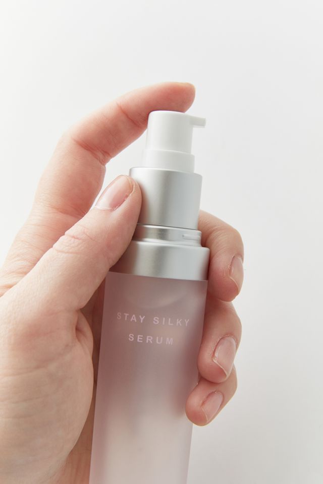 Smile Makers Stay Silky Serum Lubricant | Urban Outfitters