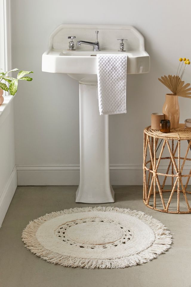 Raine Crochet Round Bath Mat | Urban Outfitters