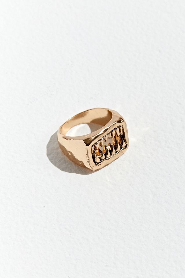 Teeth Ring | Urban Outfitters