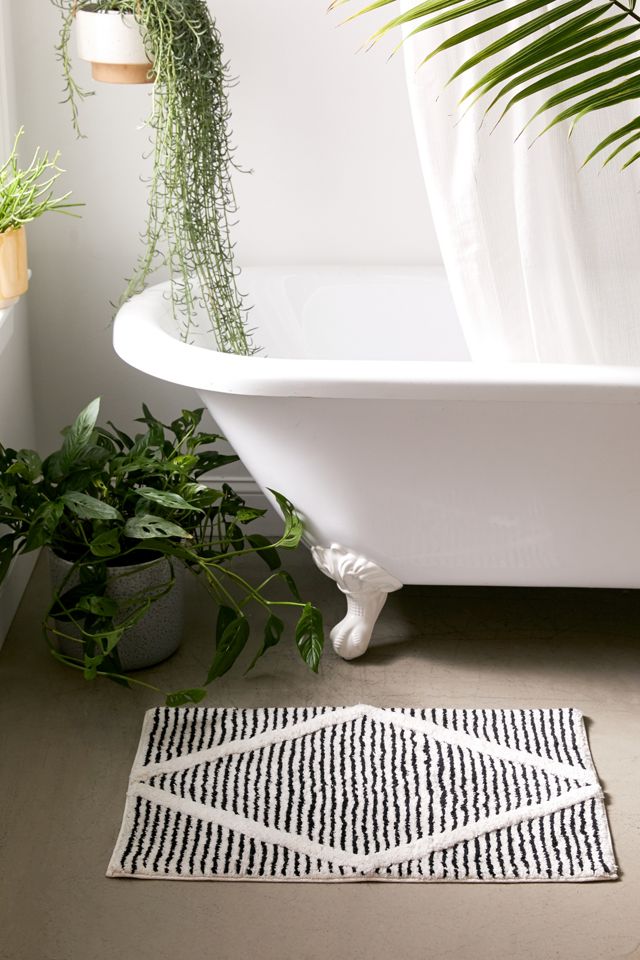 Diamond Geo Bath Mat | Urban Outfitters