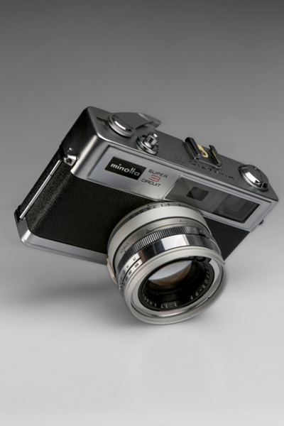 Acme Camera Co. Vintage Minolta Hi-Matic 11 Film Camera | Urban Outfitters