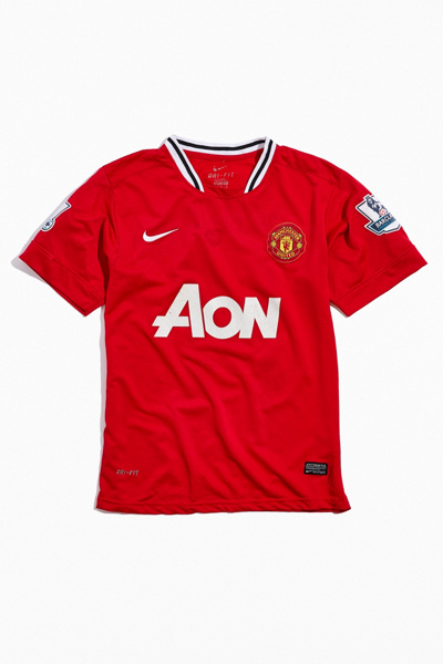 Maillot de Soccer Vintage Manchester United | Urban Outfitters Canada