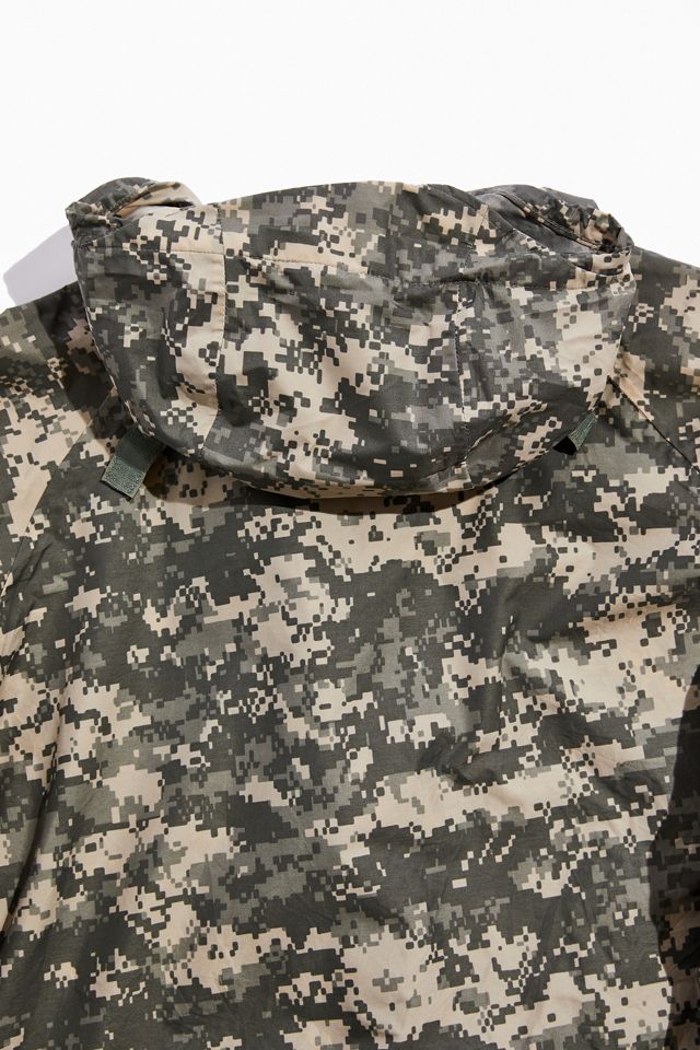 Vintage Heavy Duty Digital Camo Jacket | Urban Outfitters